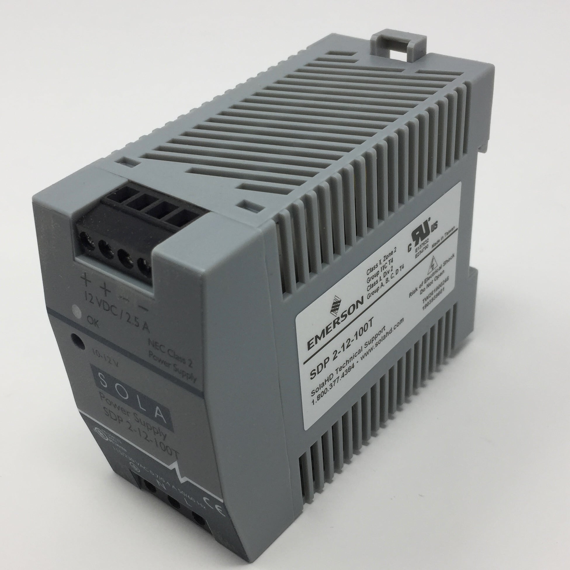 SDP212100T Sola HD Din Rail | Hawk Electronics